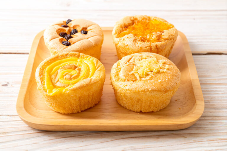 Easy Sponge Cupcakes Recipe with Custom Toppings